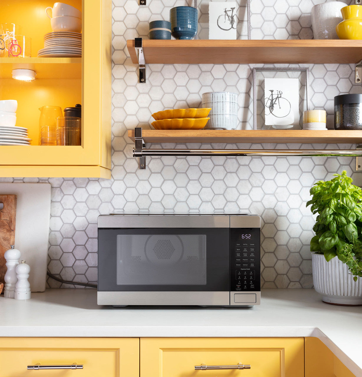 GE® JES1109RRSS 1.0 Cu. Ft./28L Capacity Countertop Convection Microwa ...